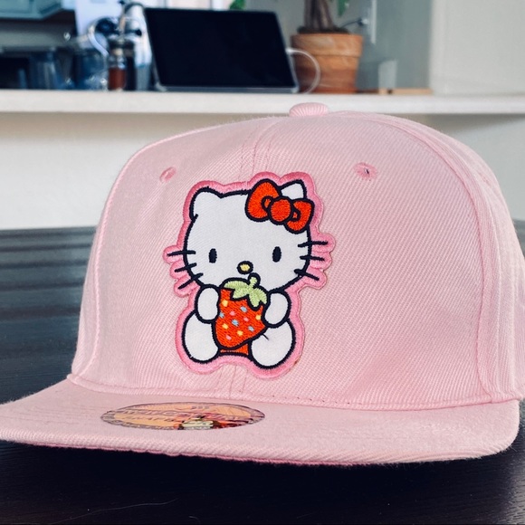 Hello Kitty | Accessories | Hello Kitty Pink Snapback Hat | Poshmark